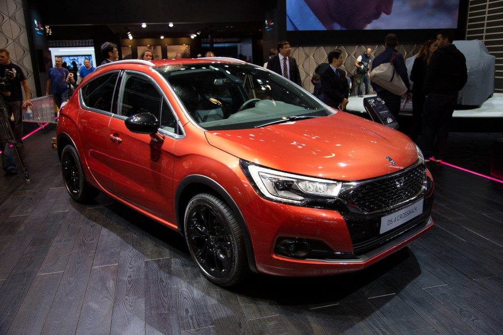 DS 4 e Crossback - compatte col pallino della personalità - MotorAge ...