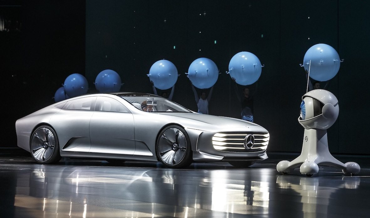 Mercedes IAA - aerodinamica transformer ed effetto cinetico - MotorAge ...