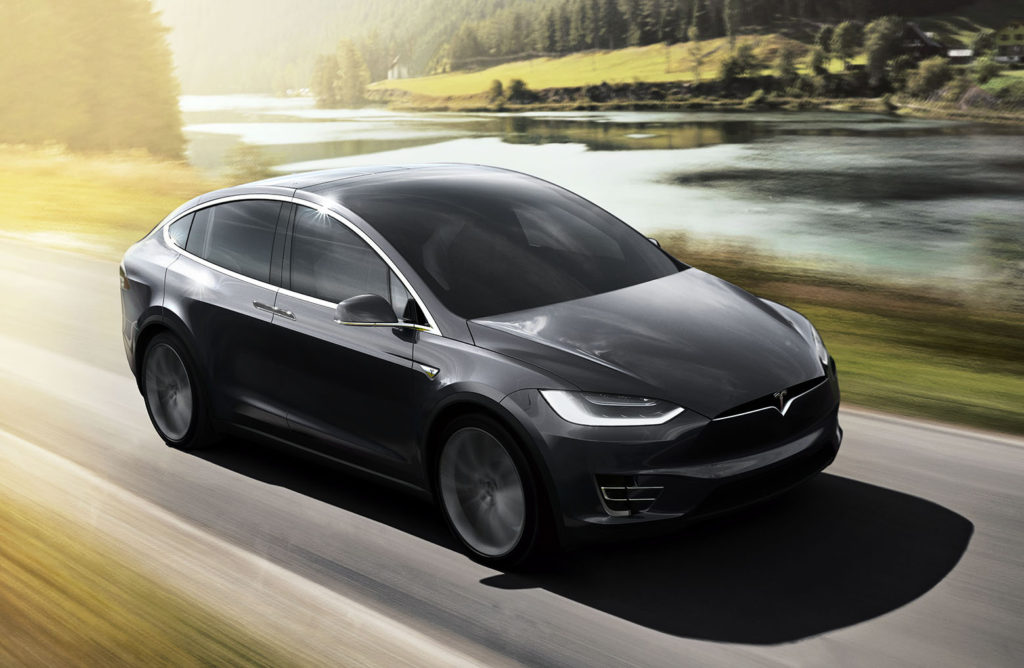 Tesla Model X: il family feeling c’è tutto - MotorAge New Generation