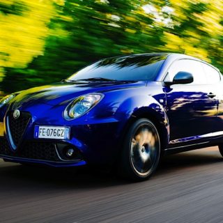 Alfa Romeo Mito Urban: look sportivo e pack personalizzati - MotorAge ...