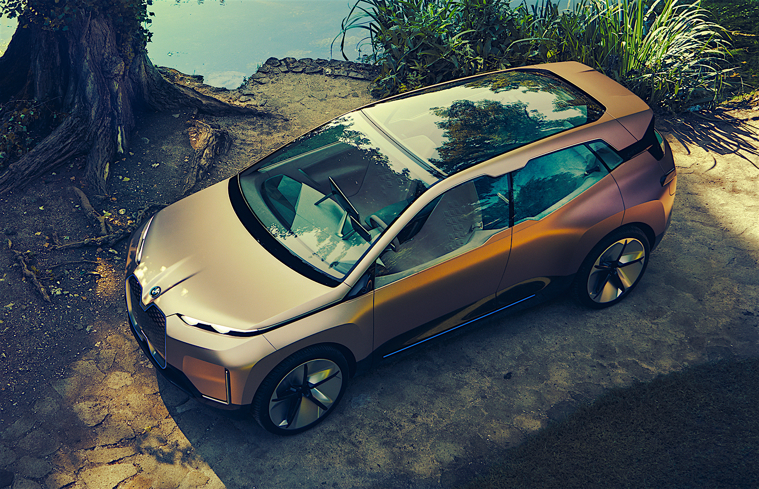 BMW iNext: Futuro anticipato - MotorAge New Generation