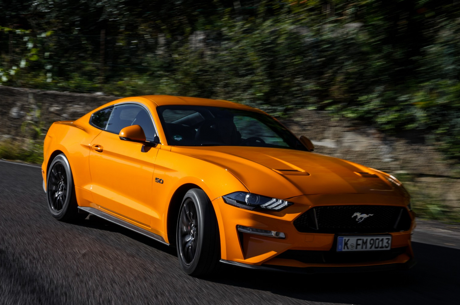 Ford Mustang V8 5.0 450 CV: Test Drive della leggenda americana