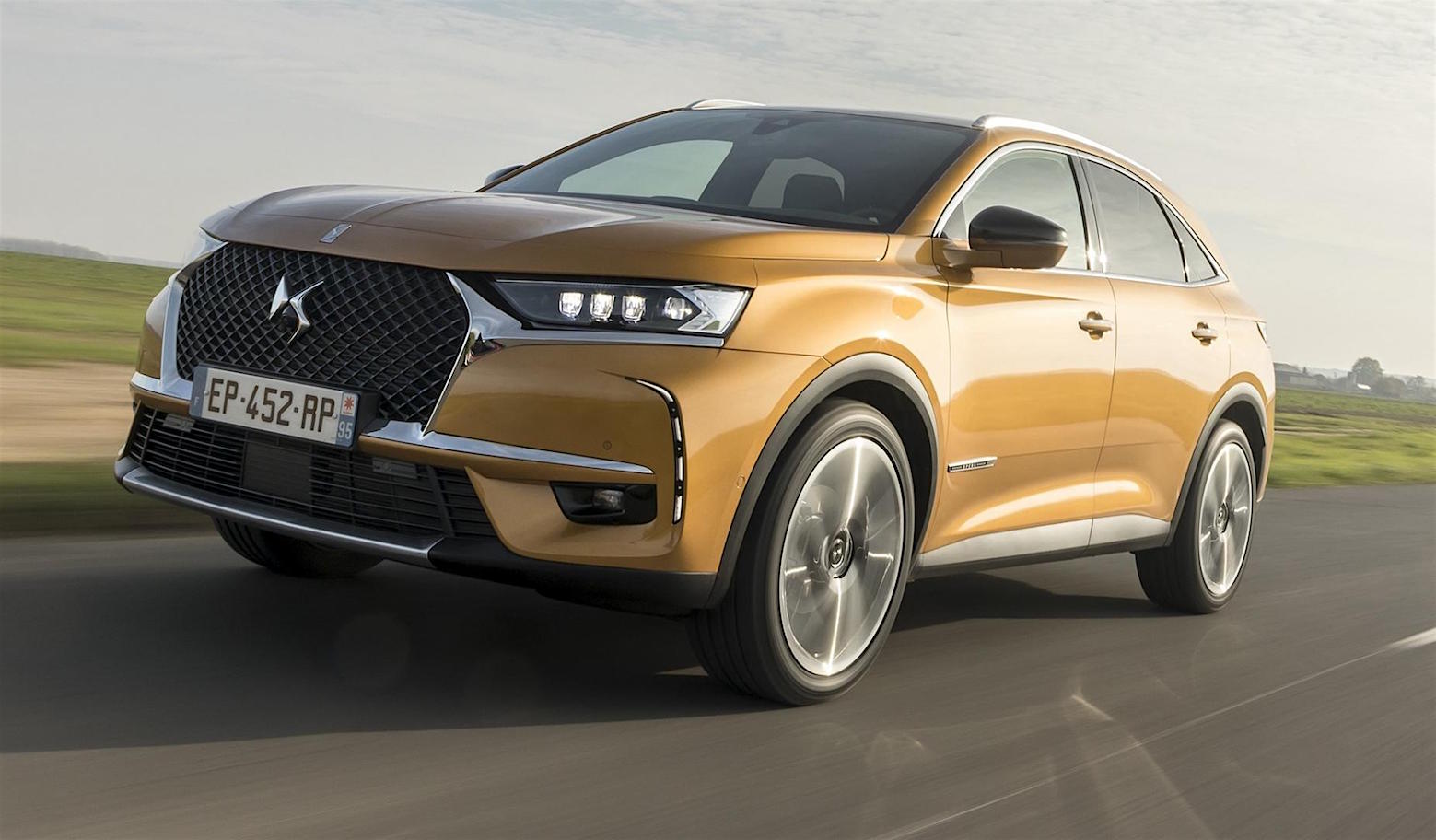 DS 7 Crossback E-Tense 4x4: 300 CV a briglie sciolte - MotorAge New ...