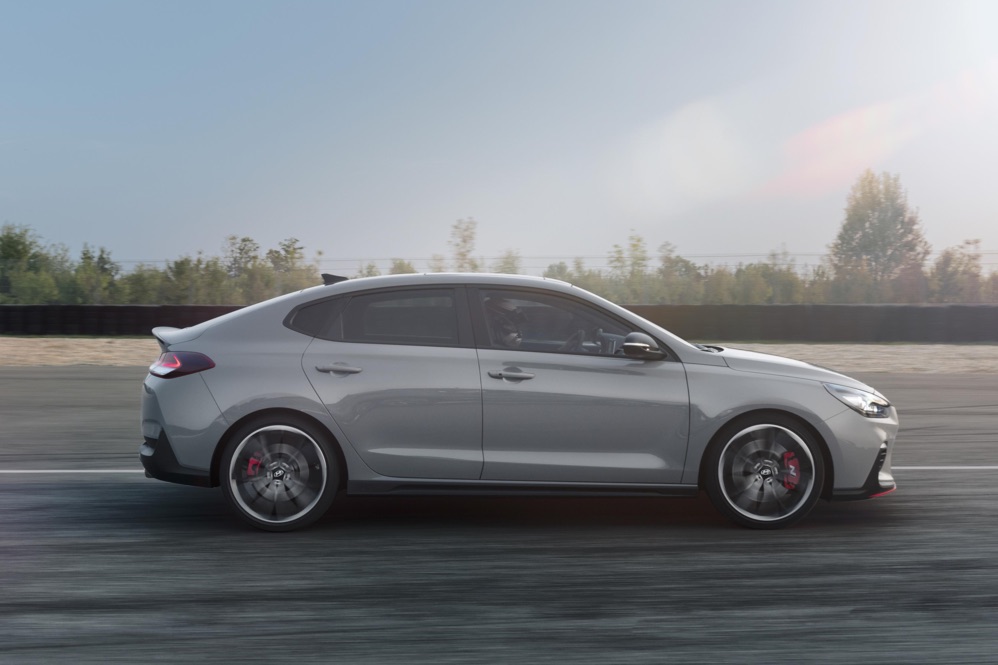 Hyundai i30 Fastback N Performance. Test Drive [VIDEO] - MotorAge New ...