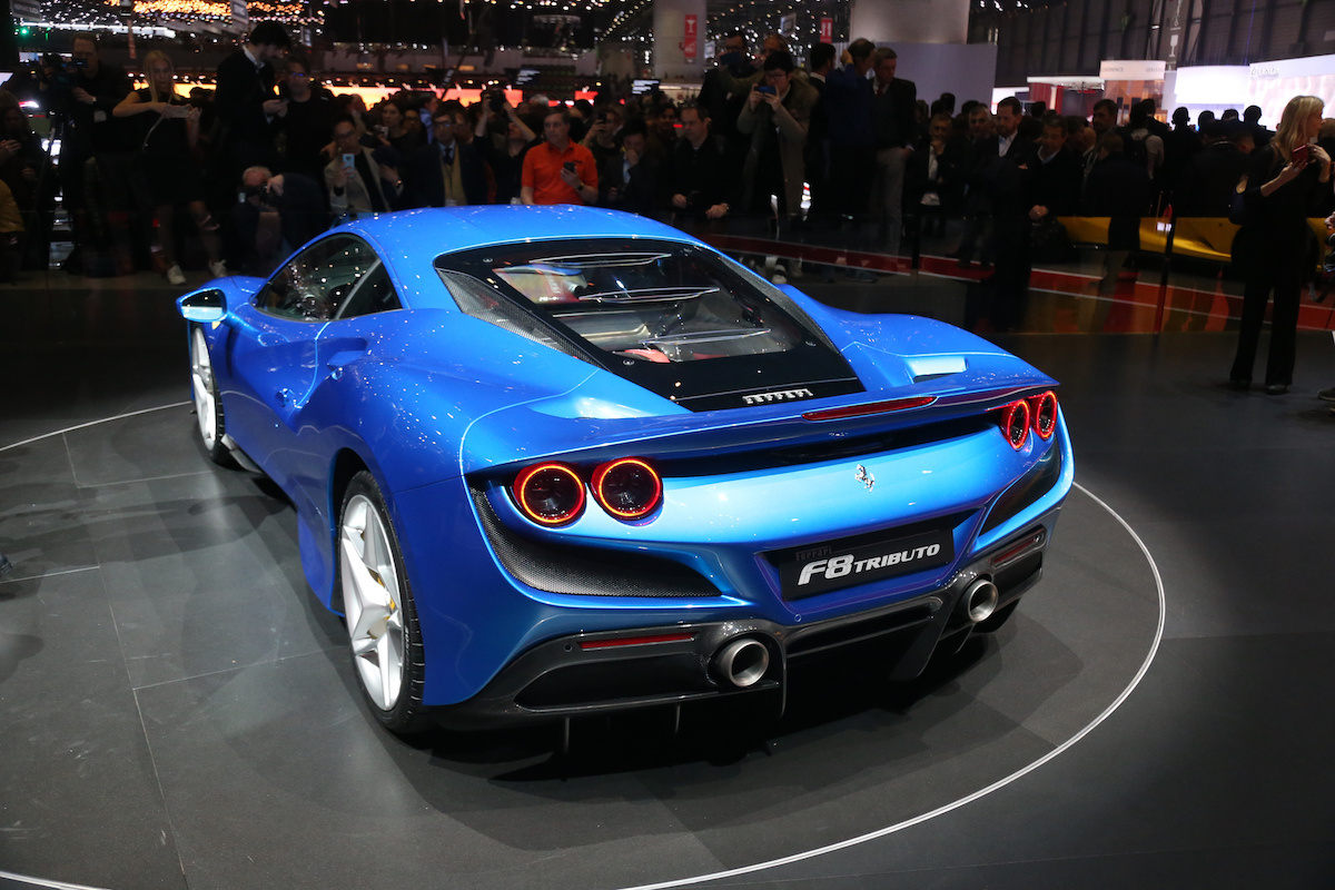 Ferrari F8 Tributo: il V8 Biturbo più forte che mai! - MotorAge New ...