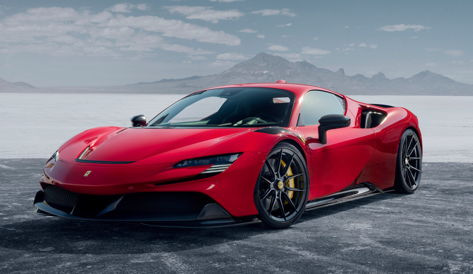 Ferrari SF90 Stradale: 1.109 cavalli con il tuning di Novitec