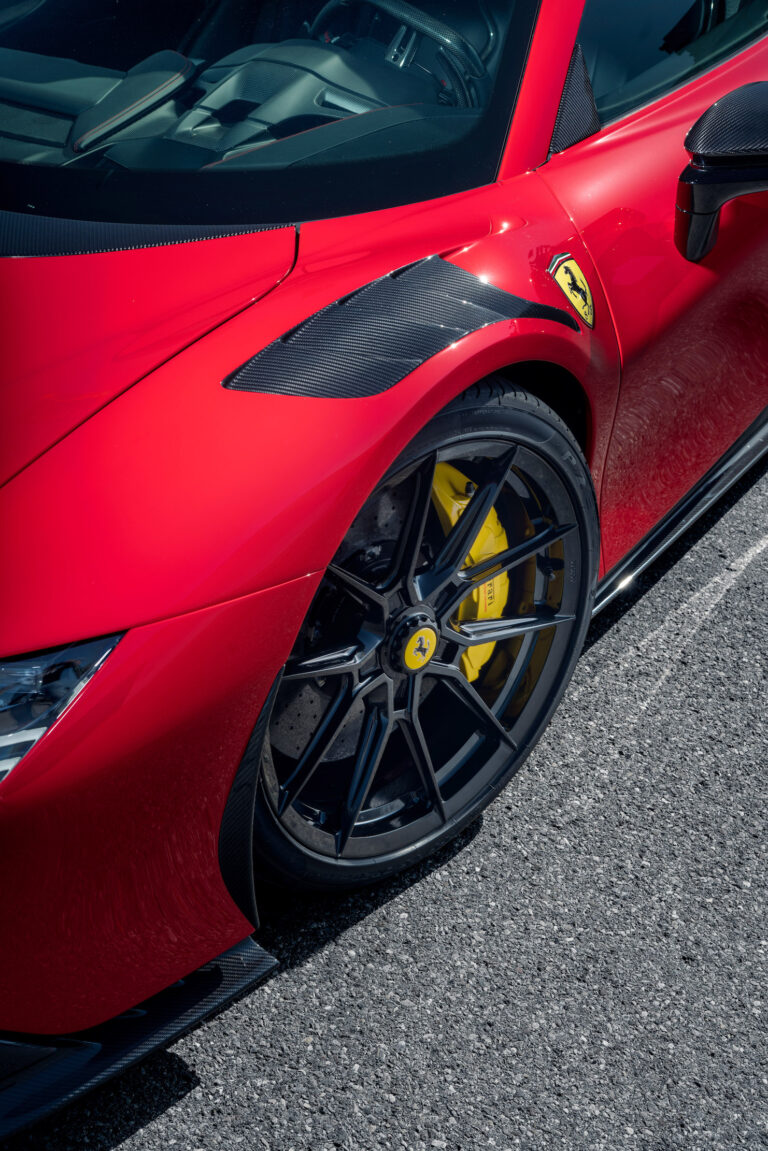 Ferrari SF90 Stradale: 1.109 cavalli con il tuning di Novitec